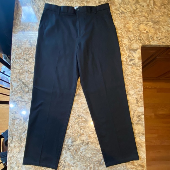 Dockers | Pants | Mens Dockers Relaxed Fit Black Pants | Poshmark